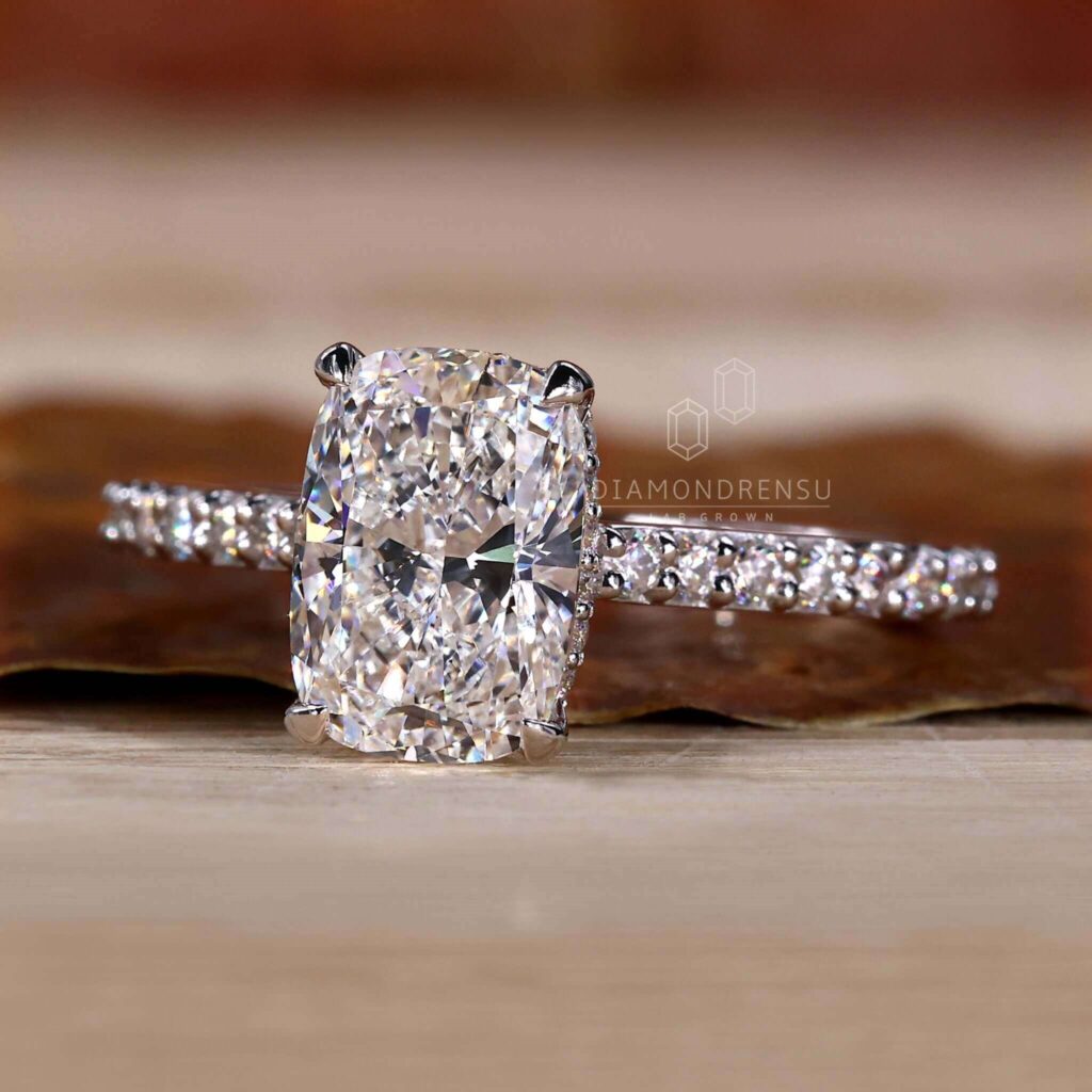 aLab Grown Diamond Rings: The Eco-Friendly Bride's Dream